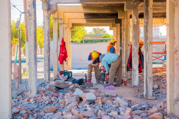 Rivadavia inicia la construcción de un nuevo SUM y espacio recreativo ...