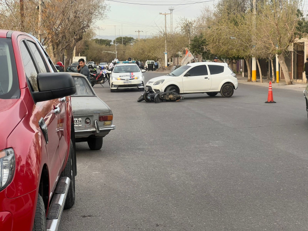 Moto chocada en Rawson | El Zonda